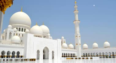 Abu Dhabi embraces BlackRock following Saudi green light - Invezz