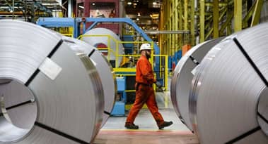 US industrial production rises 0.7% in april, beats estimates