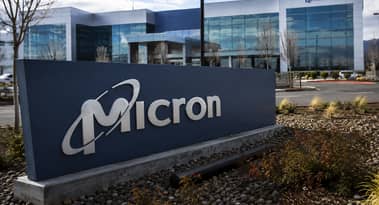 Western Digital, Seagate, Sandisk stocks are bracing for a major Micron ...